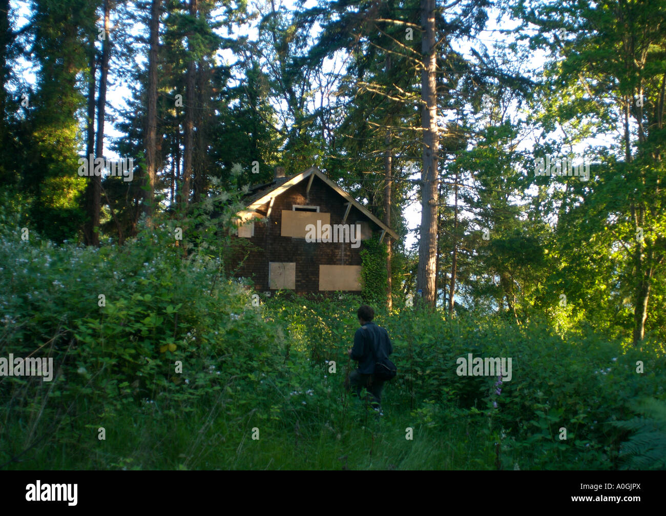 Man walks up house in hi-res stock photography and images - Alamy