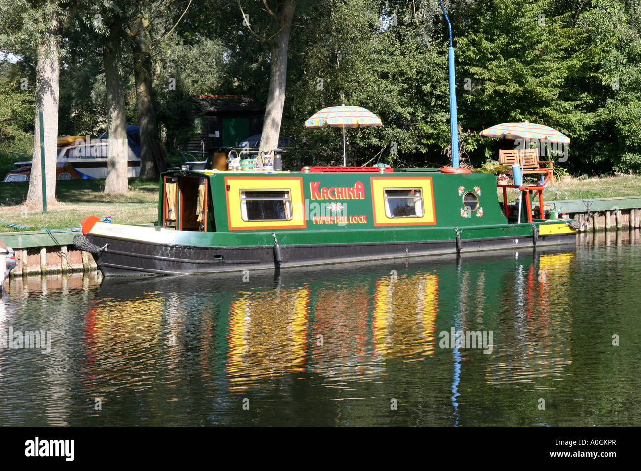 Chelmer and Blackwater canal Papermills lock Stock Photo - Alamy
