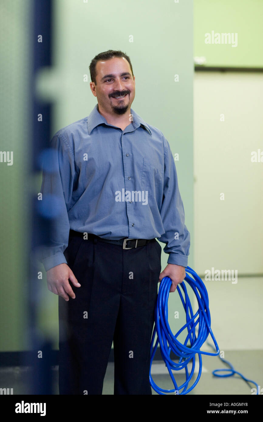 Hold down cables hi-res stock photography and images - Alamy