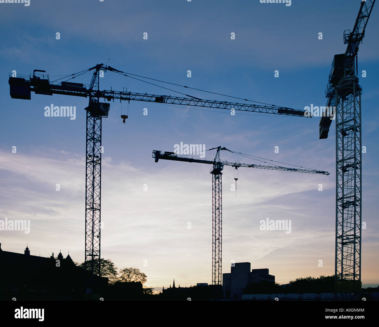 Crane construction hi-res stock photography and images - Alamy