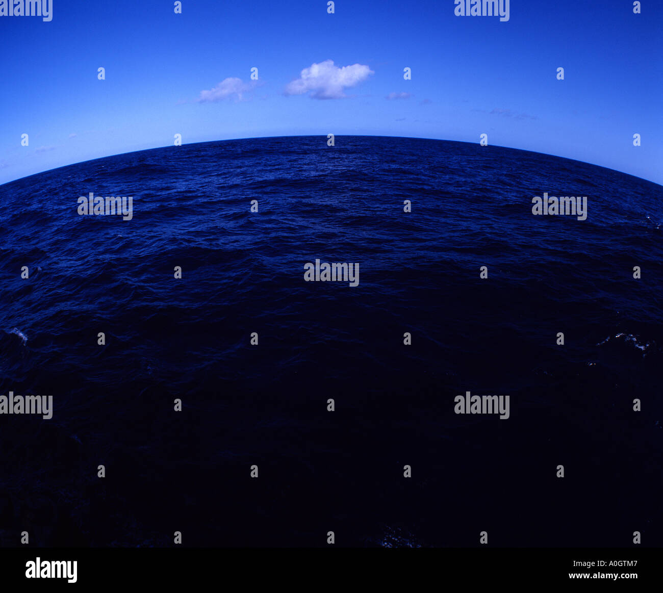 CIRCULAR HORIZON AND SURFACE Stock Photo - Alamy CIRCULAR HORIZON AND SURFACE Stock Photo - Alamy