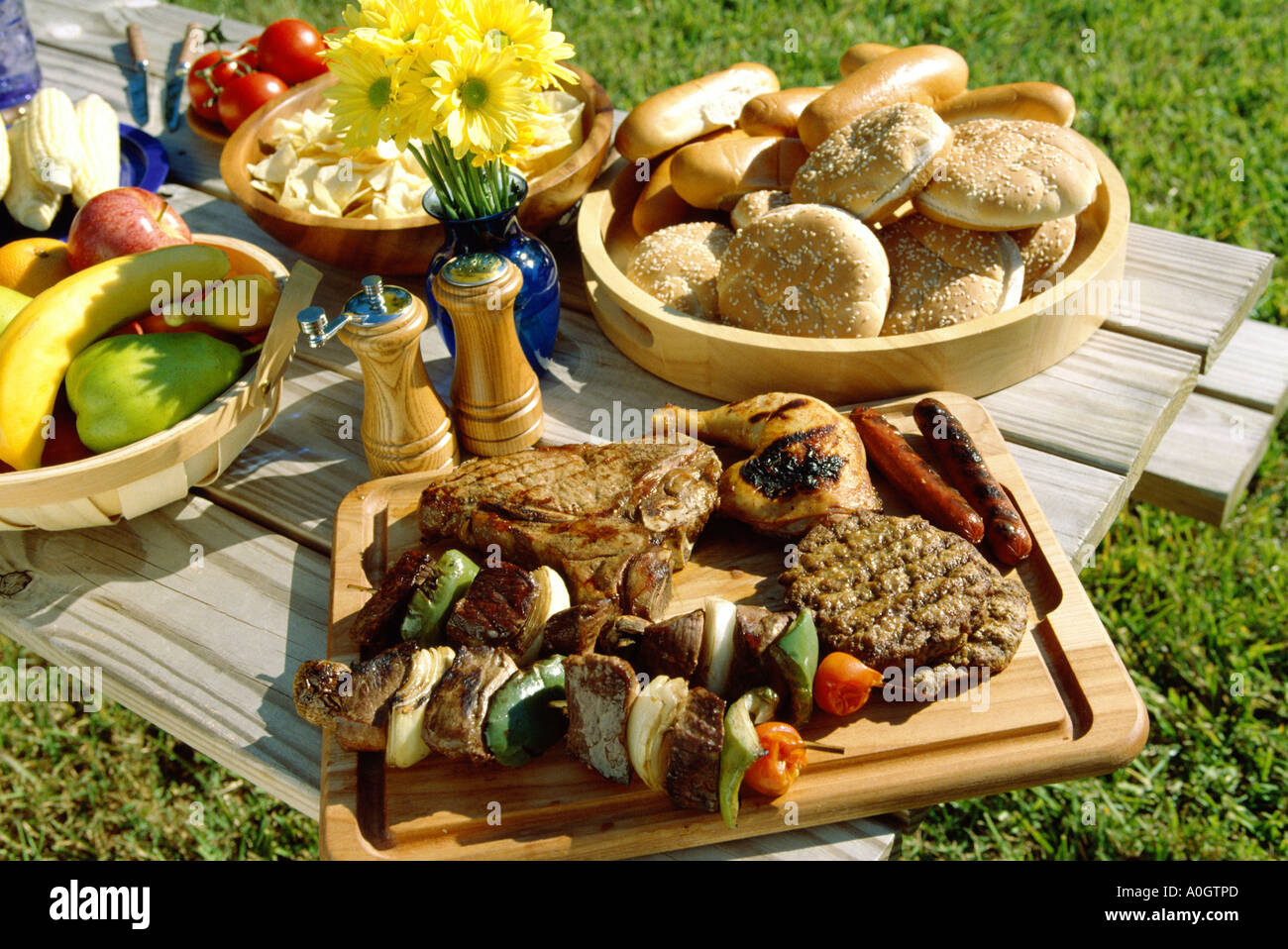 Slice of bread picnic hi-res stock photography and images - Alamy