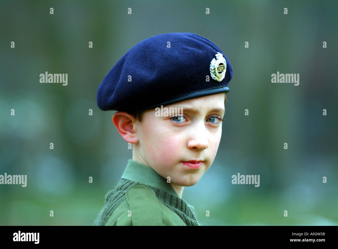 Boy soldier british army uniform hi-res stock photography and images ...
