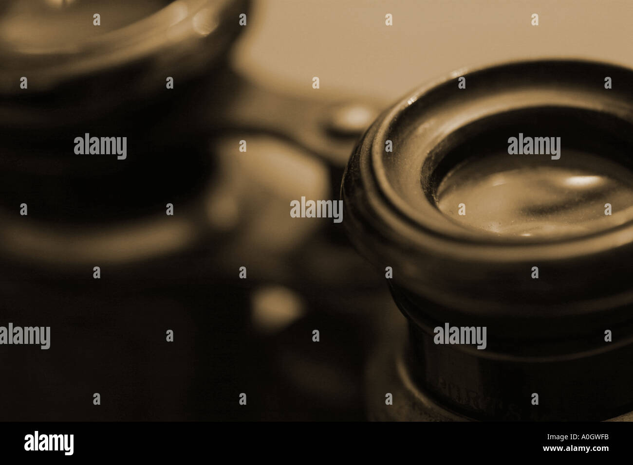 Brass field scope hi-res stock photography and images - Alamy