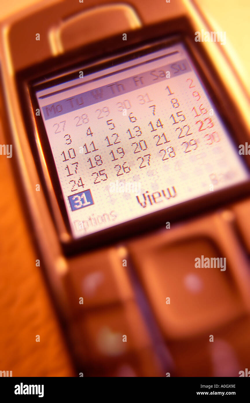 CALENDAR ON MOBILE PHONE SCREEN Stock Photo - Alamy