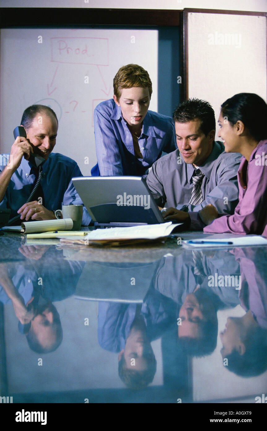 Open discussion hi-res stock photography and images - Alamy