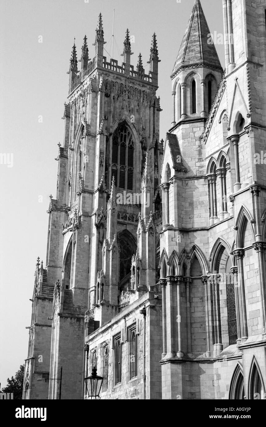 Building exterior against blue Black and White Stock Photos & Images ...