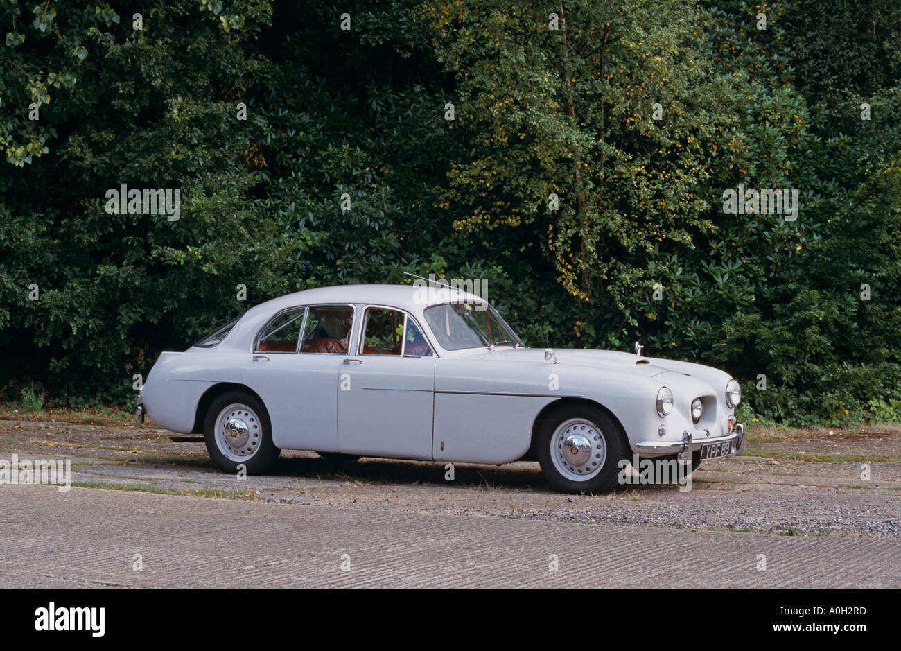 Bristol 405 4 Door Saloon. 1954 to 1958 Stock Photo - Alamy