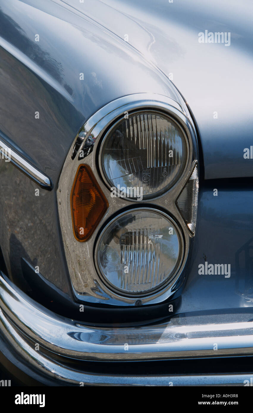 1960s daimler headlights hi-res stock photography and images - Alamy