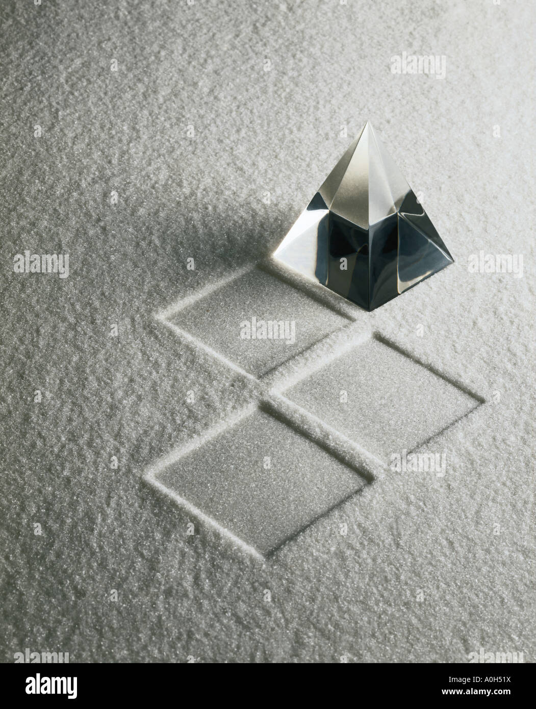 Refraction glass block hi-res stock photography and images - Alamy