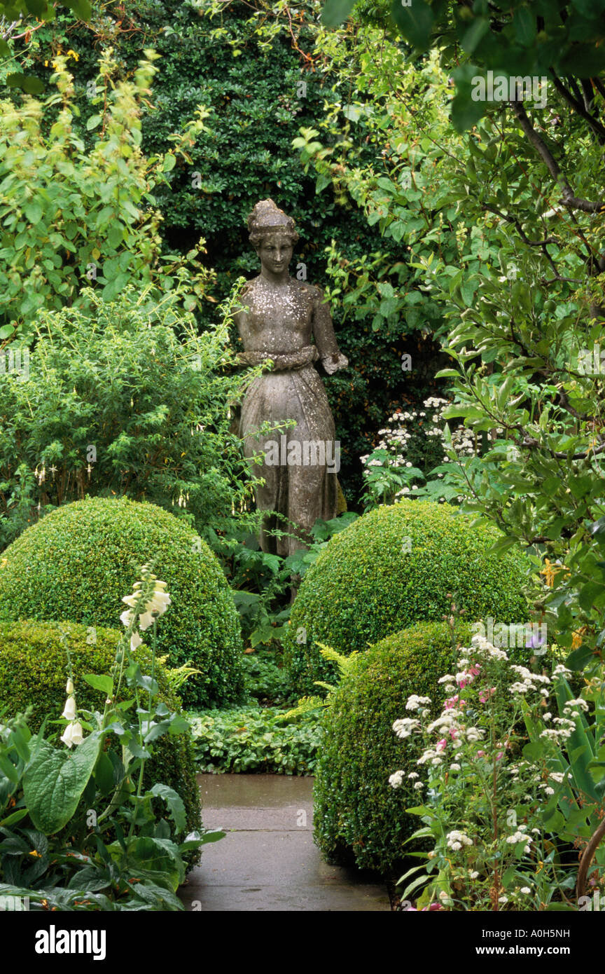 Focal Point Sculpture