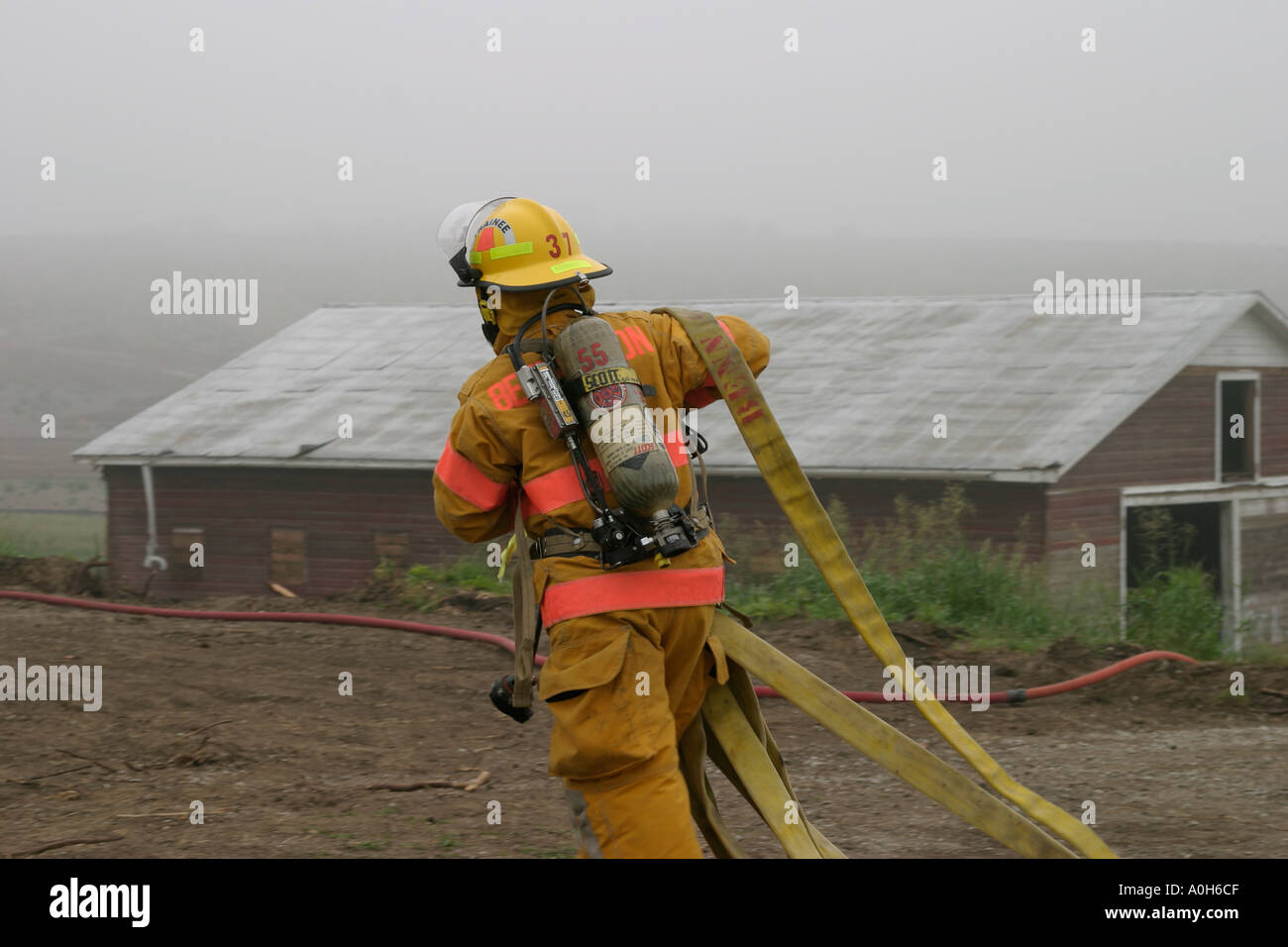 Attack line fire hose hi-res stock photography and images - Alamy