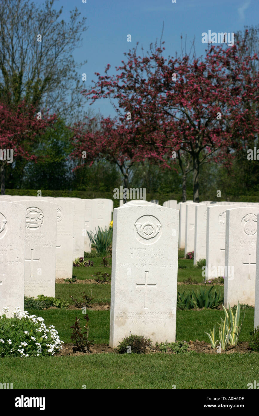 St Desir Commonwealth War Cemetery with 597 WW2 burials and 4 WW1 ...