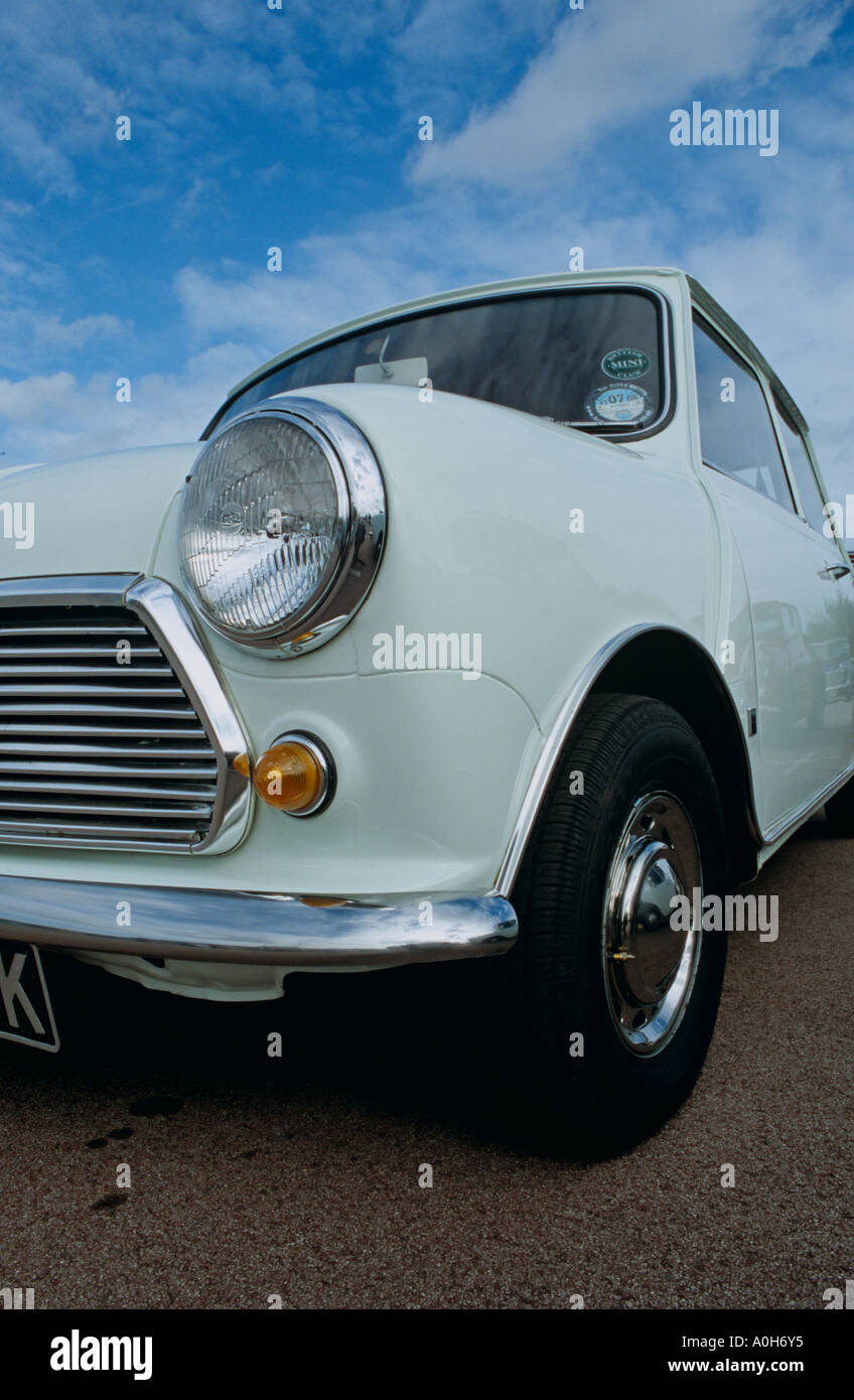 Mini 1000 1970s hi-res stock photography and images - Alamy