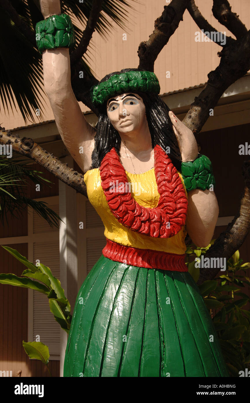 Hawaiian hula girl statue hi-res stock photography and images - Alamy