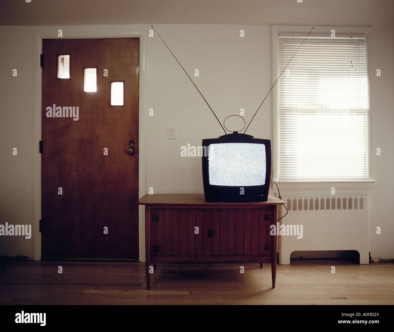 Rabbit ear tv hi-res stock photography and images - Alamy