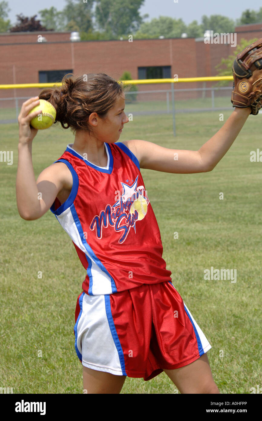 Practicing throwing catching hi-res stock photography and images - Alamy