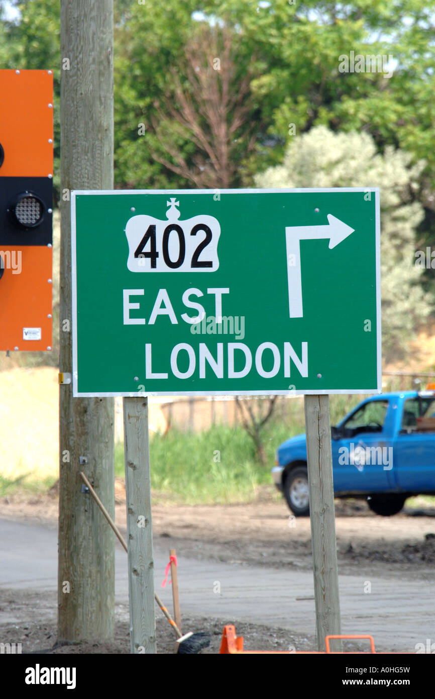 Driver location signs motorway hi-res stock photography and images - Alamy