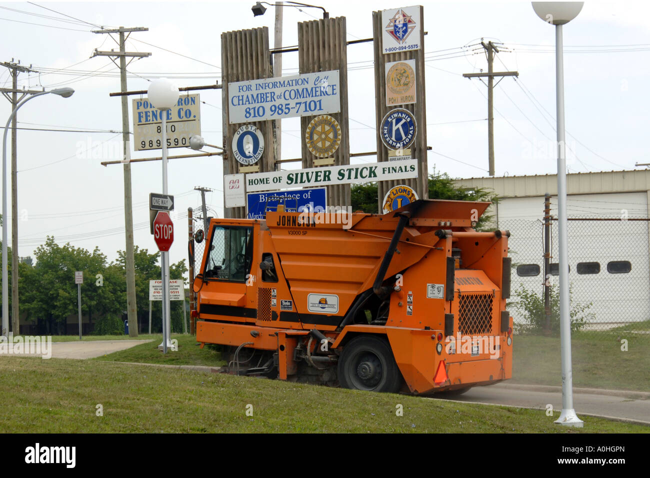 Compact street sweeper hi-res stock photography and images - Alamy