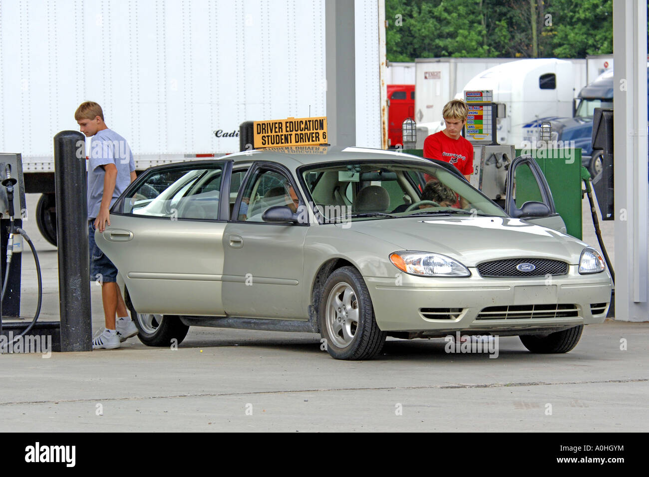 Driver Education vehicle - Learner driver vehicle with a placard on the ...