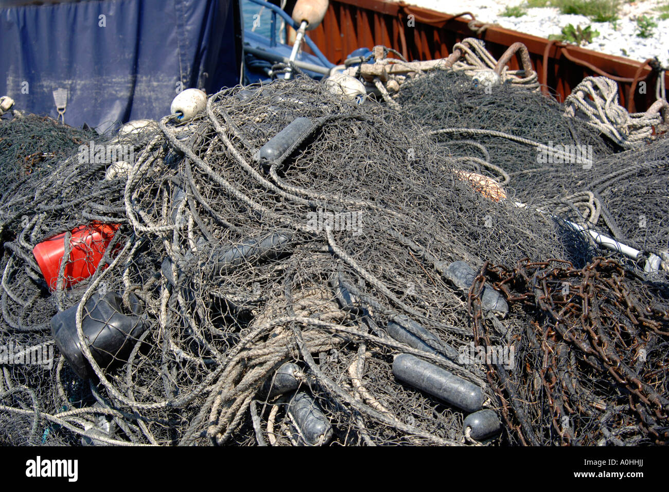 Manufacturing fishing nets hi-res stock photography and images - Alamy