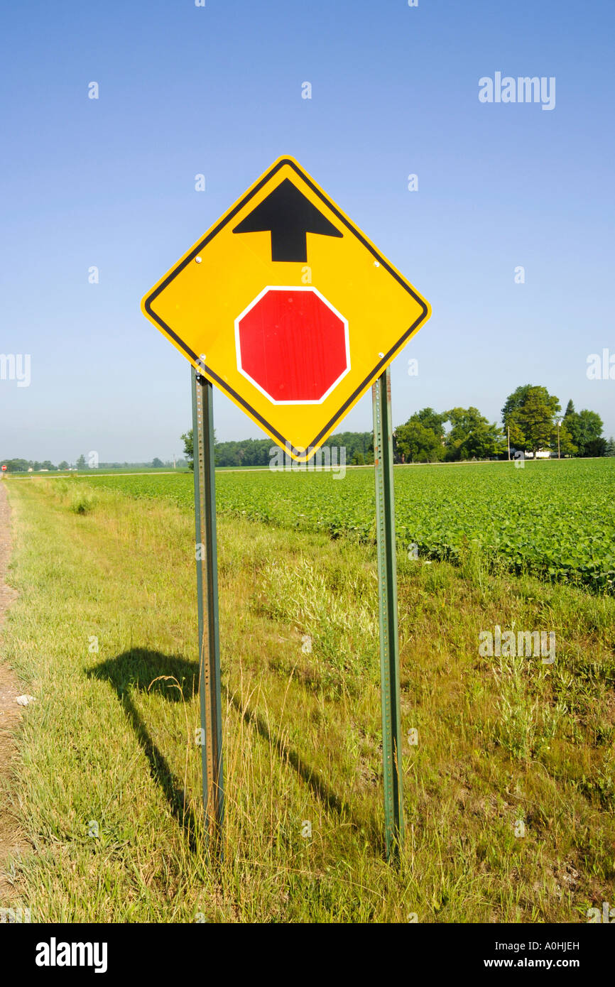 Yellow Stop Sign With An Arrow Stock Photo Alamy yellow-stop-sign-with-an-arrow-stock-photo-alamy