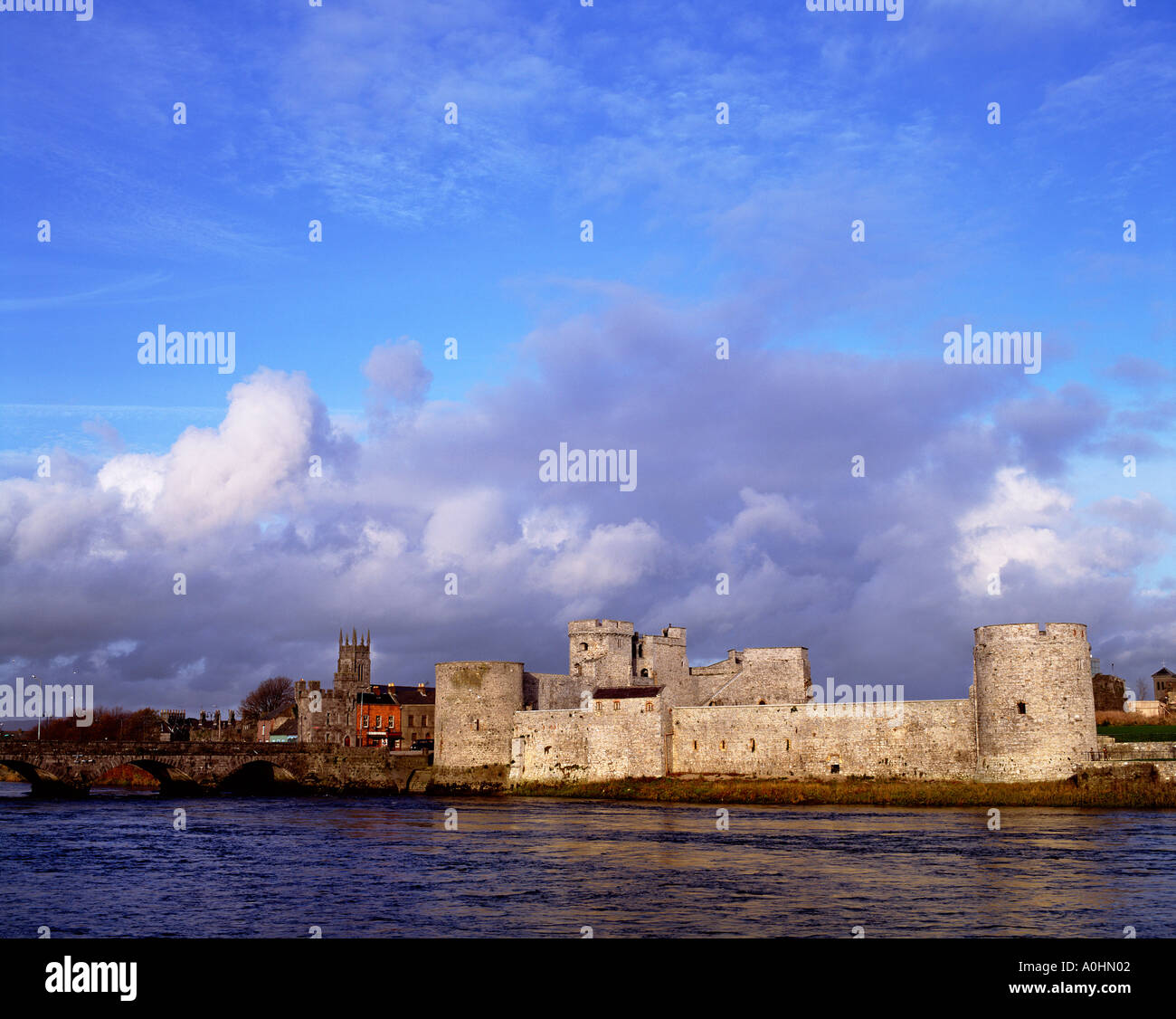 King Johns Castle Limerick Ireland Stock Photo - Alamy