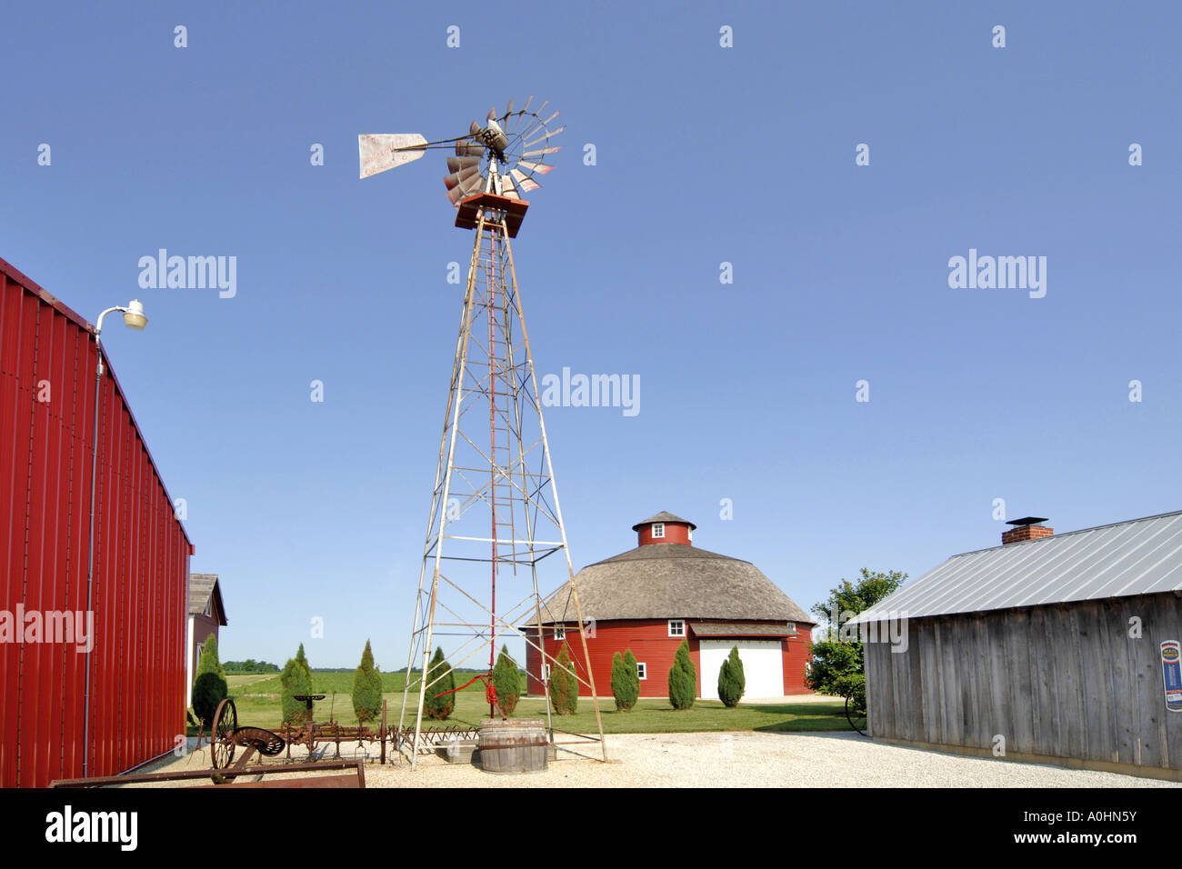 Traditional mid-west American farm in rural Indiana Stock Photo - Alamy