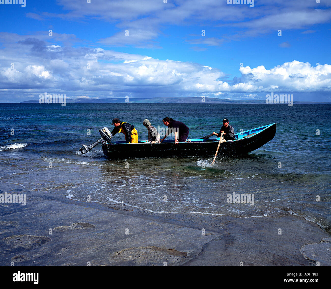 Inis meain fishing hi-res stock photography and images - Alamy