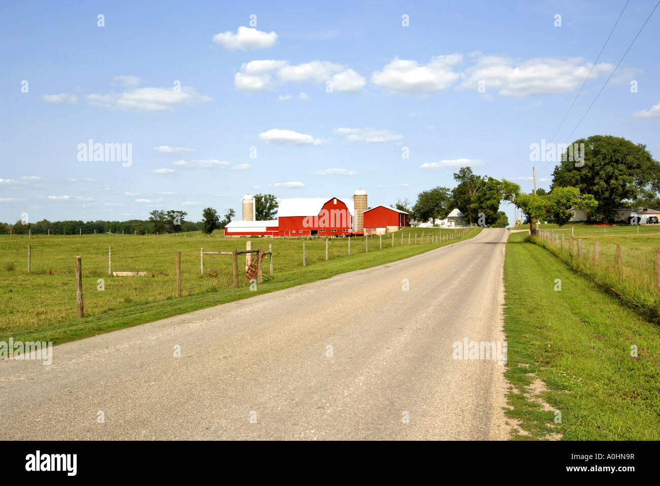 Traditional mid west farm Stock Photo - Alamy