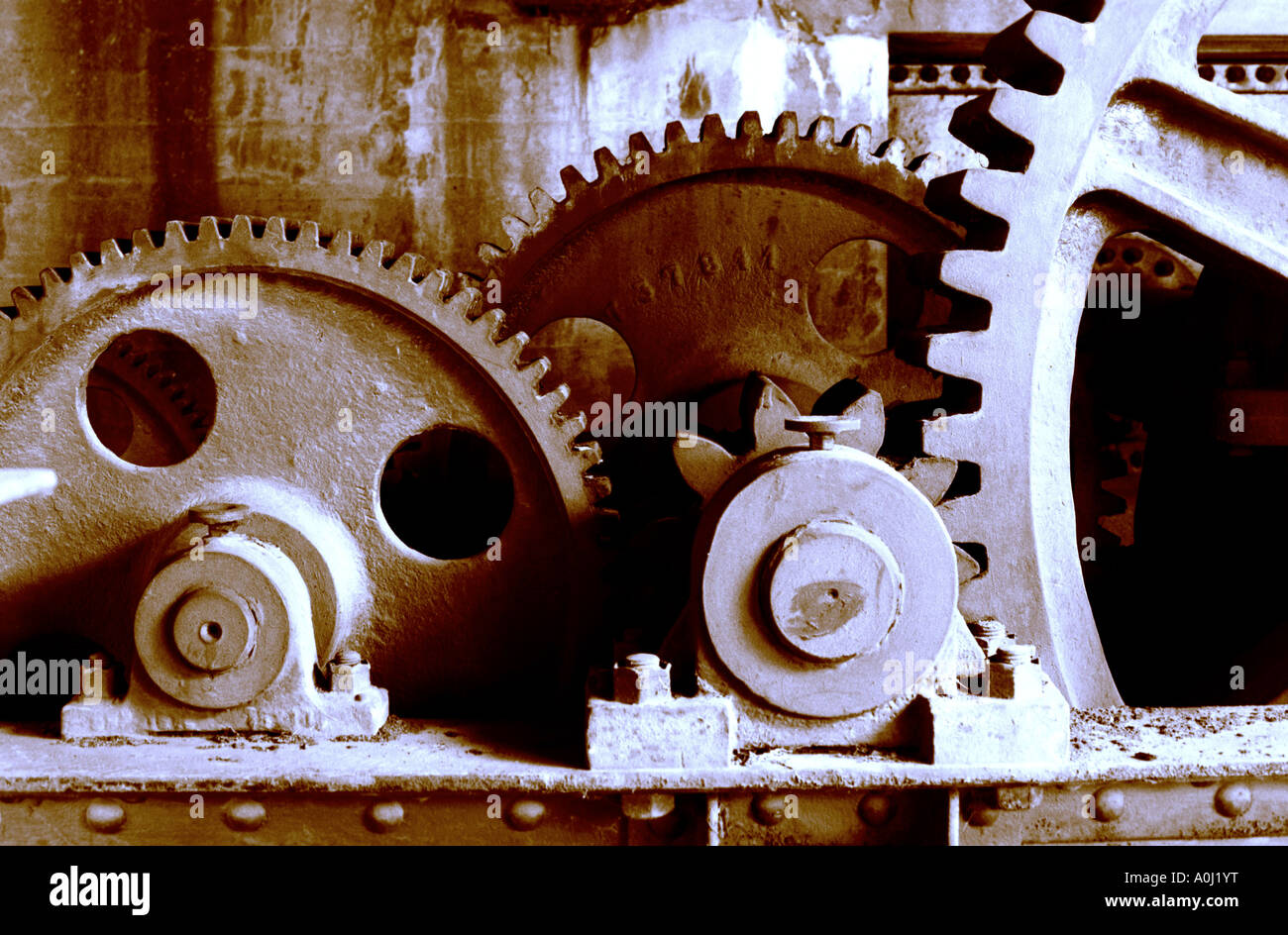 Round wheels hi-res stock photography and images - Alamy