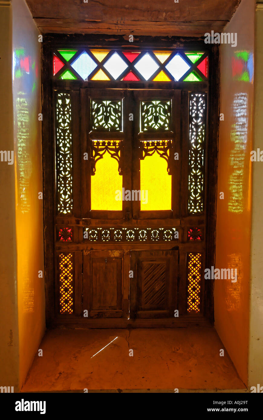 Al-Kaff Palace Isch Schaa, holy city of Tarim, Wadi Hadramaut, Yemen ...