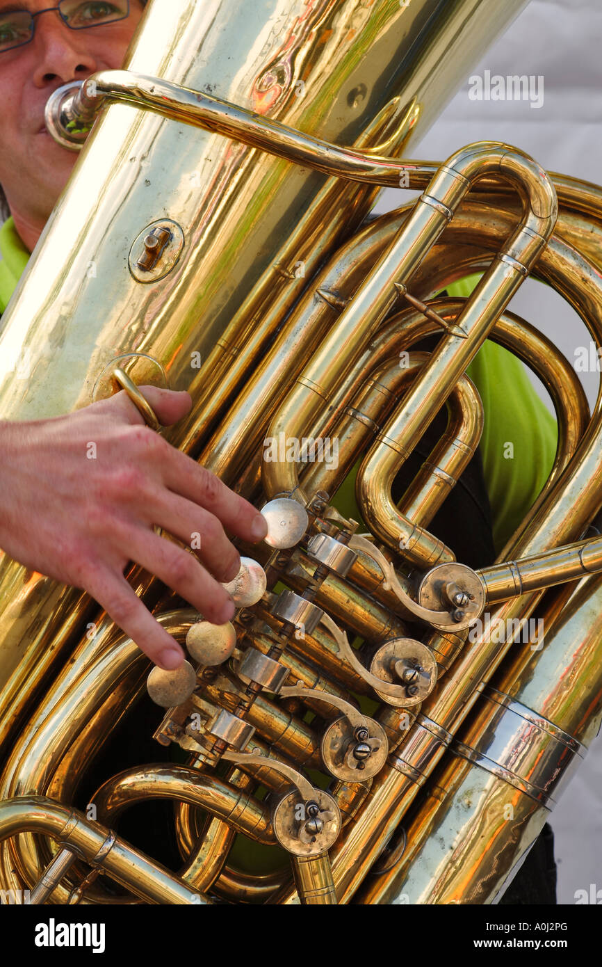 Tuba symbol hi-res stock photography and images - Alamy