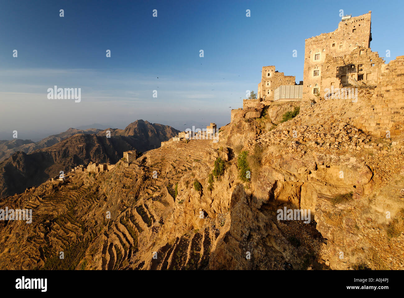 Mountain village Shaharah, Yemen Stock Photo - Alamy
