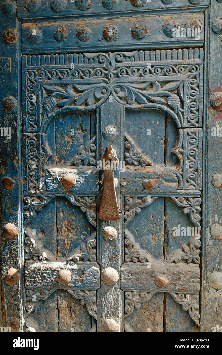 Historic door in the old town of Al Mukalla, Mukalla, Yemen Stock Photo ...