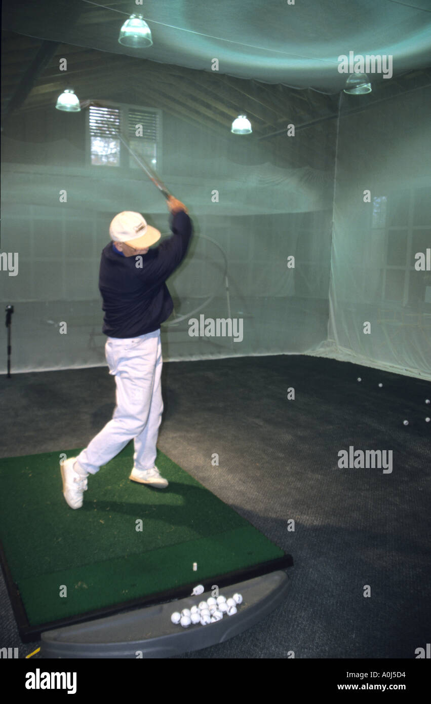 Indoor golf school hi-res stock photography and images - Alamy