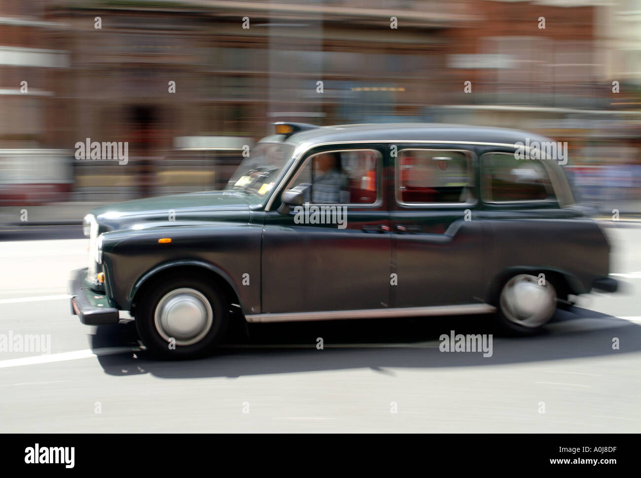 Old london taxi hi-res stock photography and images - Alamy