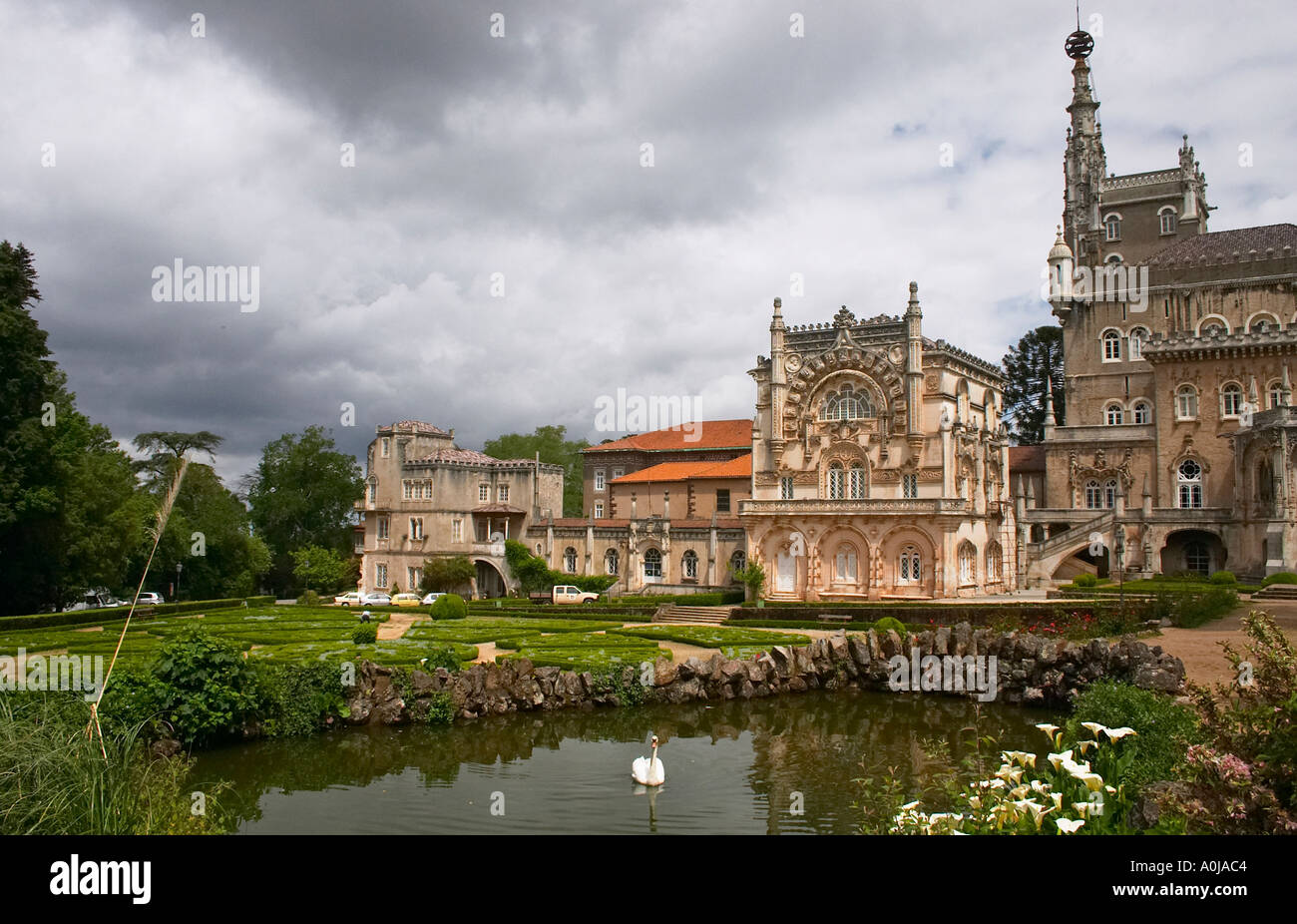 Gardens of bucaco palace hi-res stock photography and images - Alamy