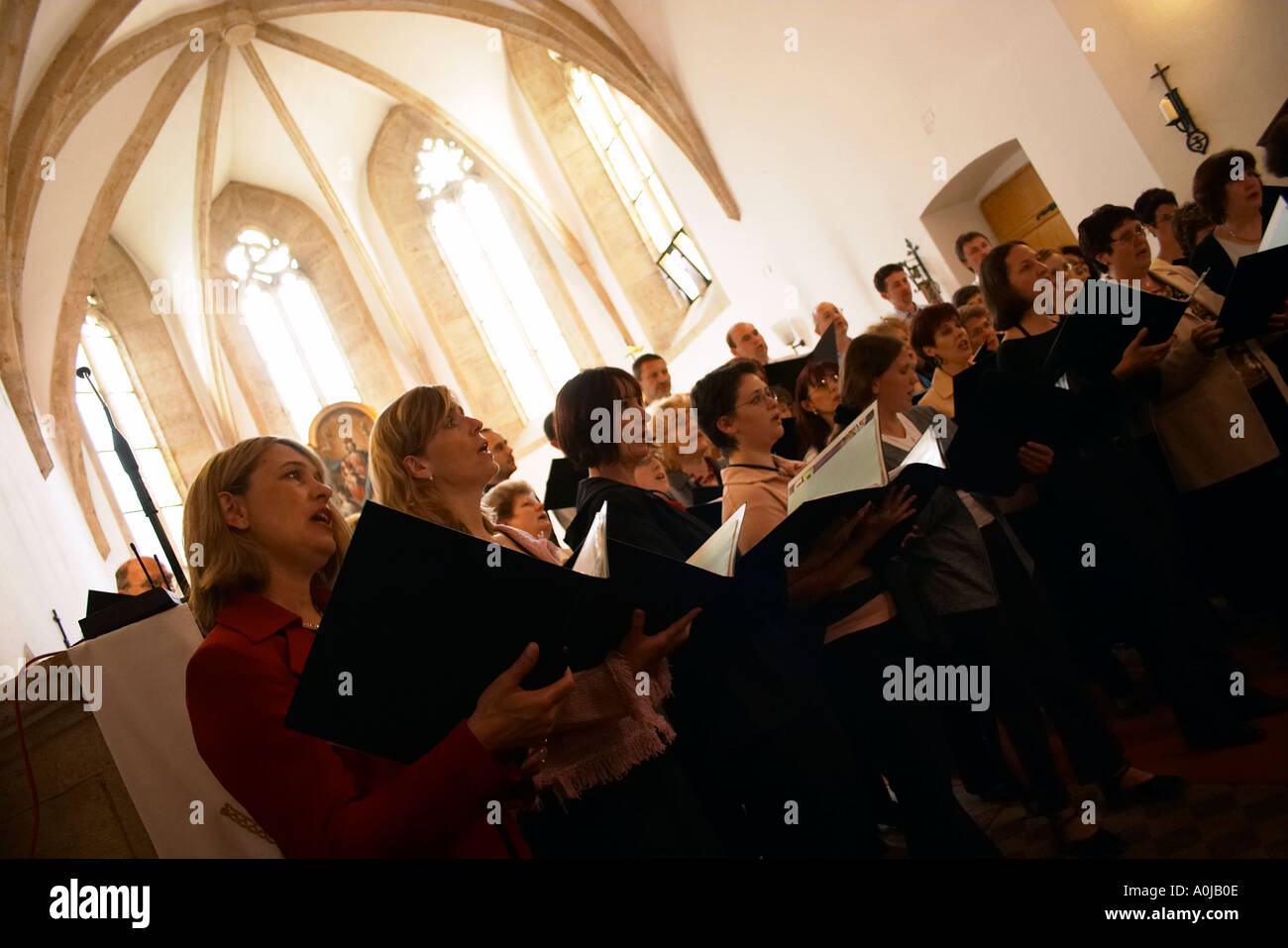 Singing in music concert hi-res stock photography and images - Alamy