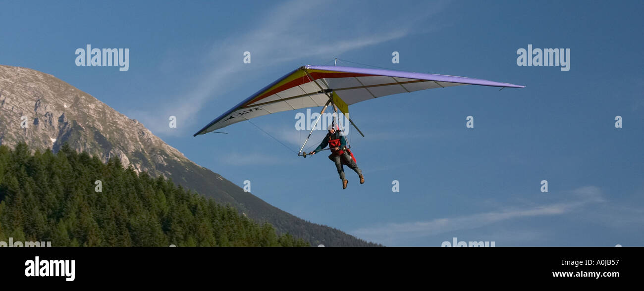 Glider movement hi-res stock photography and images - Alamy