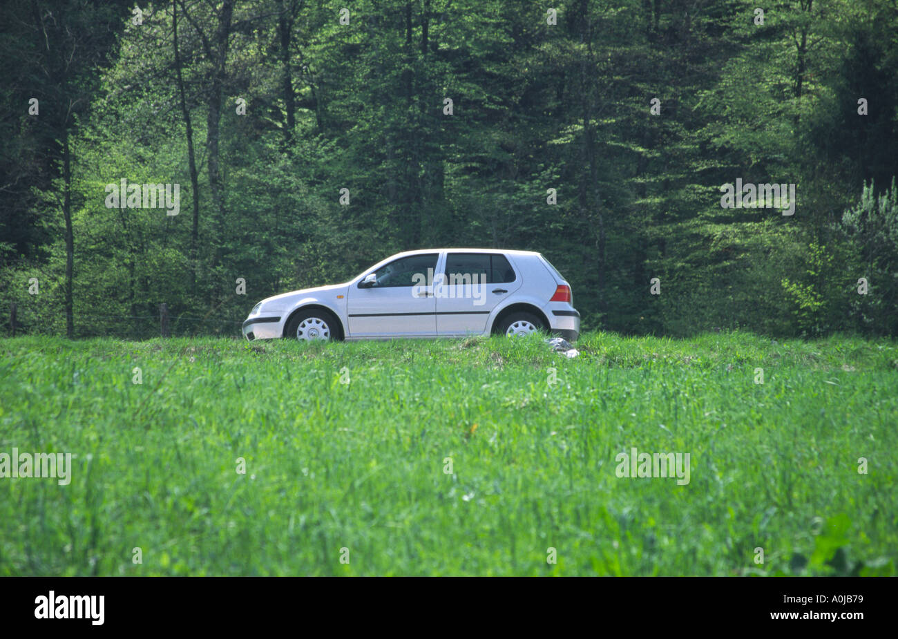 Silver volkswagen golf hi-res stock photography and images - Alamy