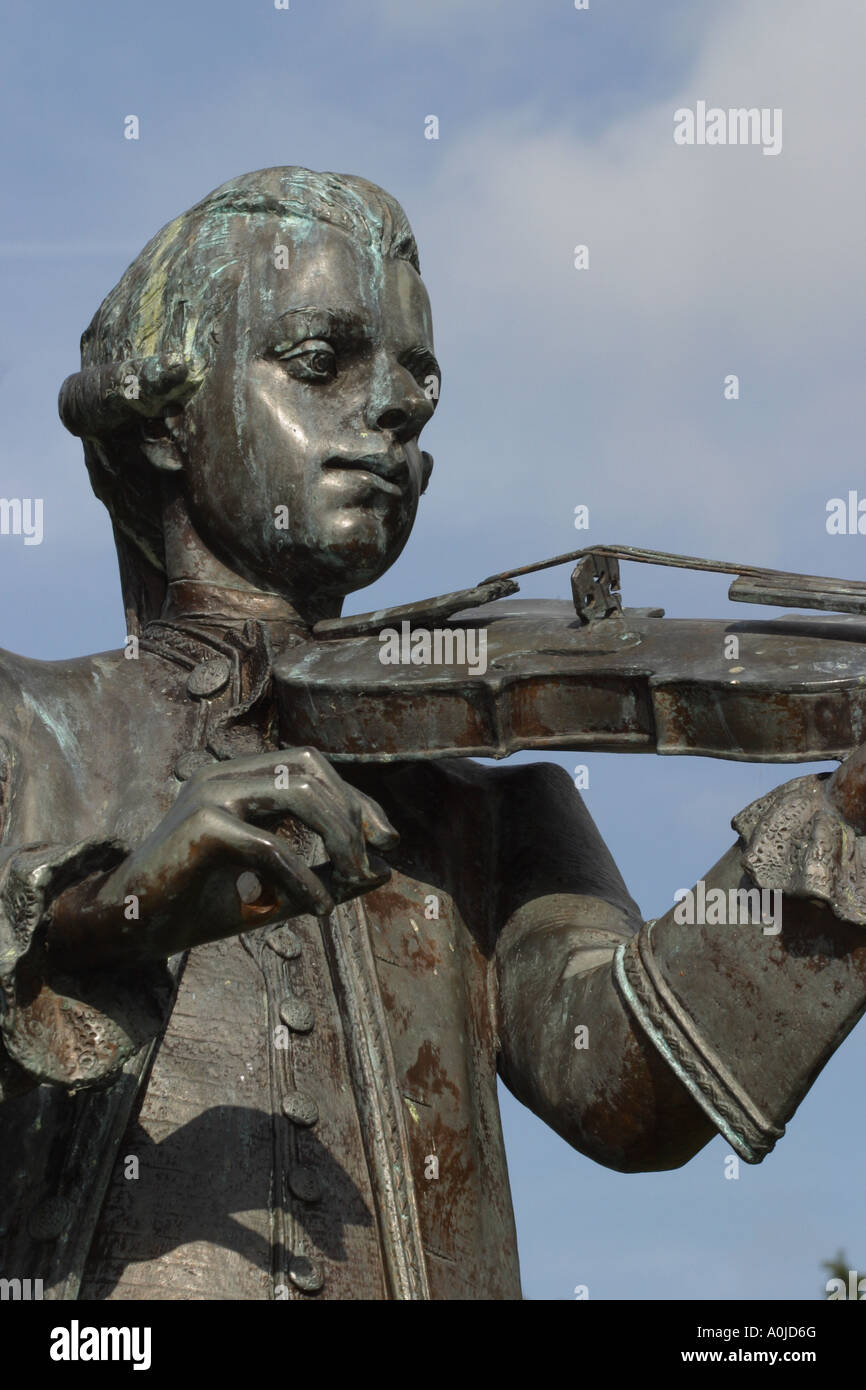 The young wolfgang amadeus mozart hi-res stock photography and images ...