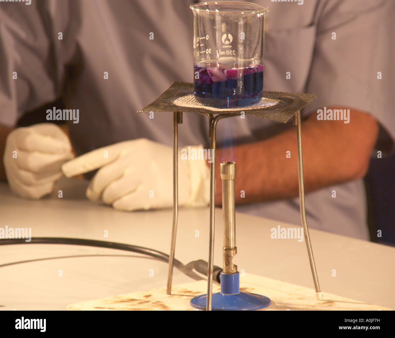 science laboratory equipment Stock Photo - Alamy