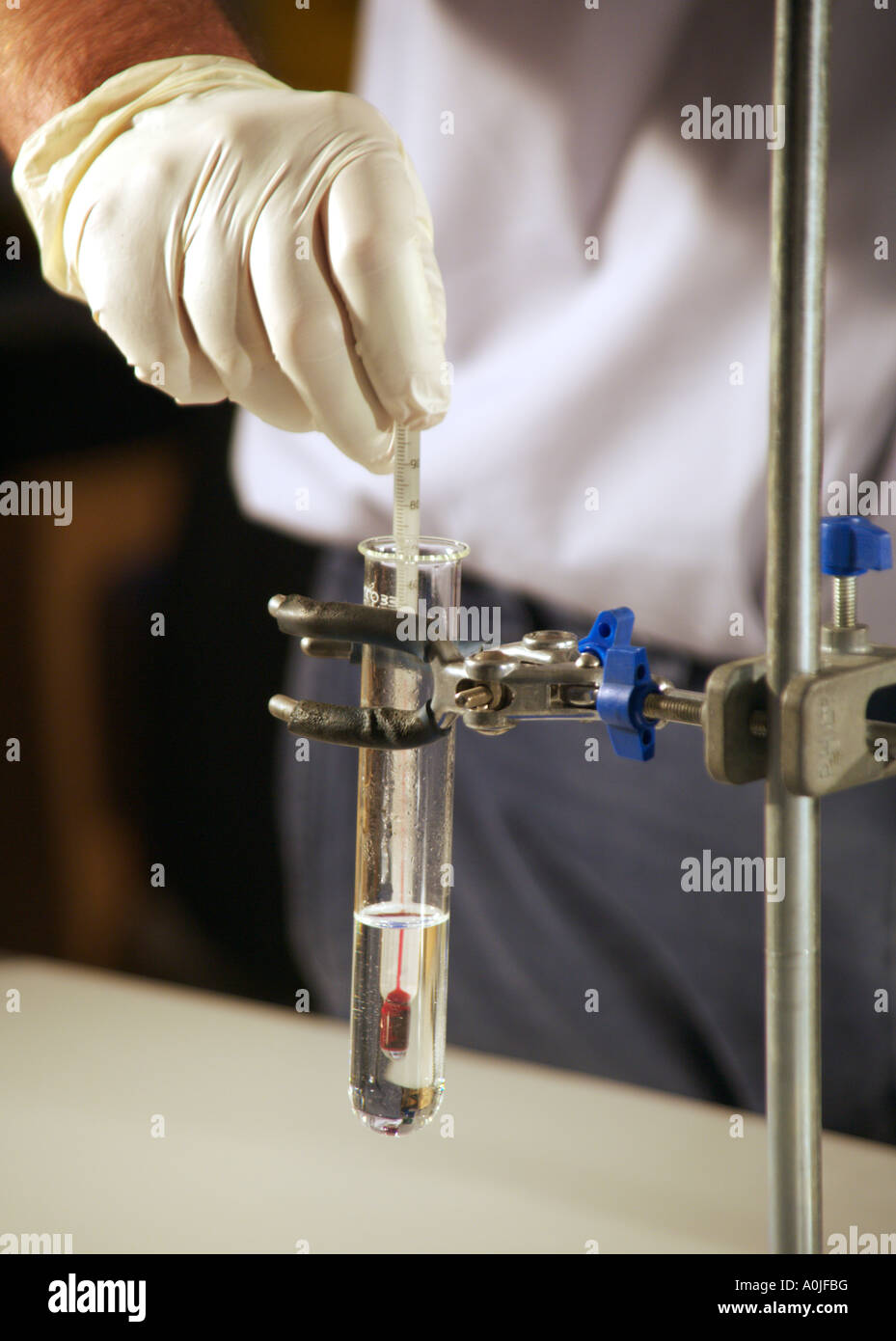 science laboratory equipment Stock Photo - Alamy
