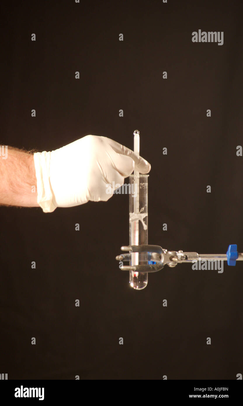 science laboratory equipment Stock Photo - Alamy