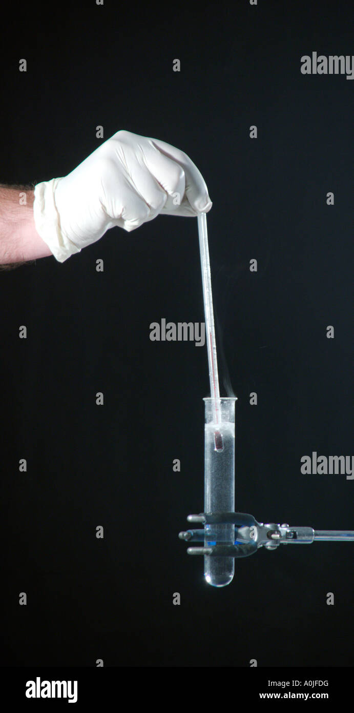 science laboratory equipment Stock Photo - Alamy