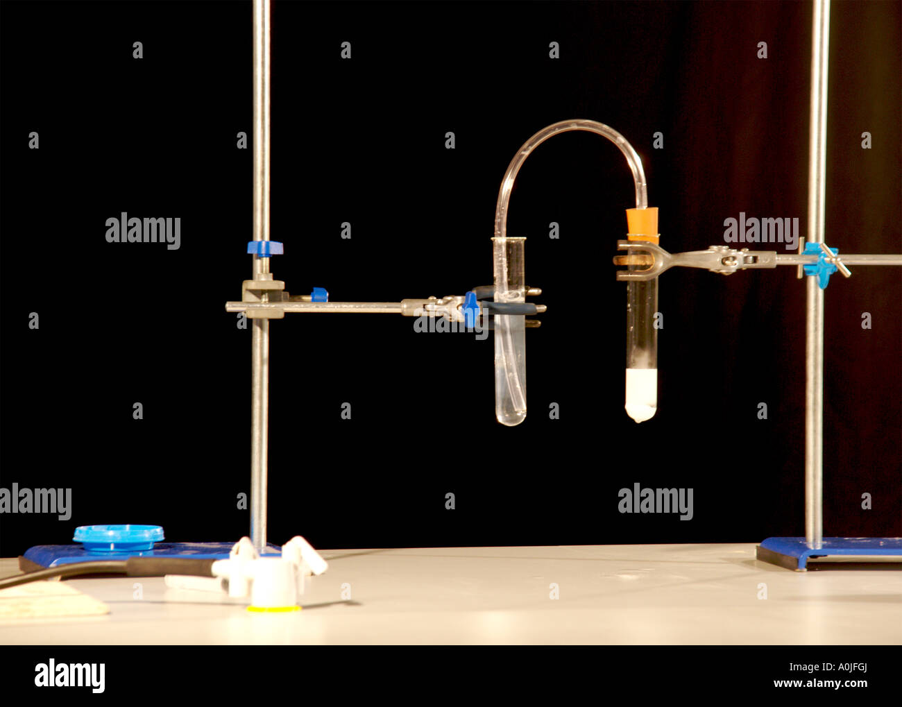 science laboratory equipment Stock Photo - Alamy