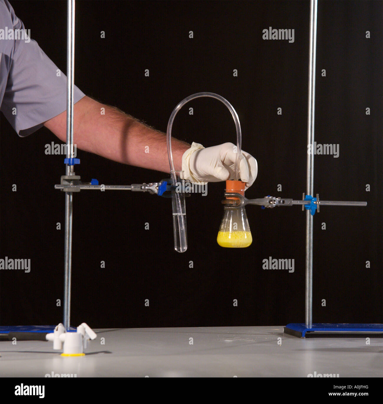 science laboratory equipment Stock Photo - Alamy