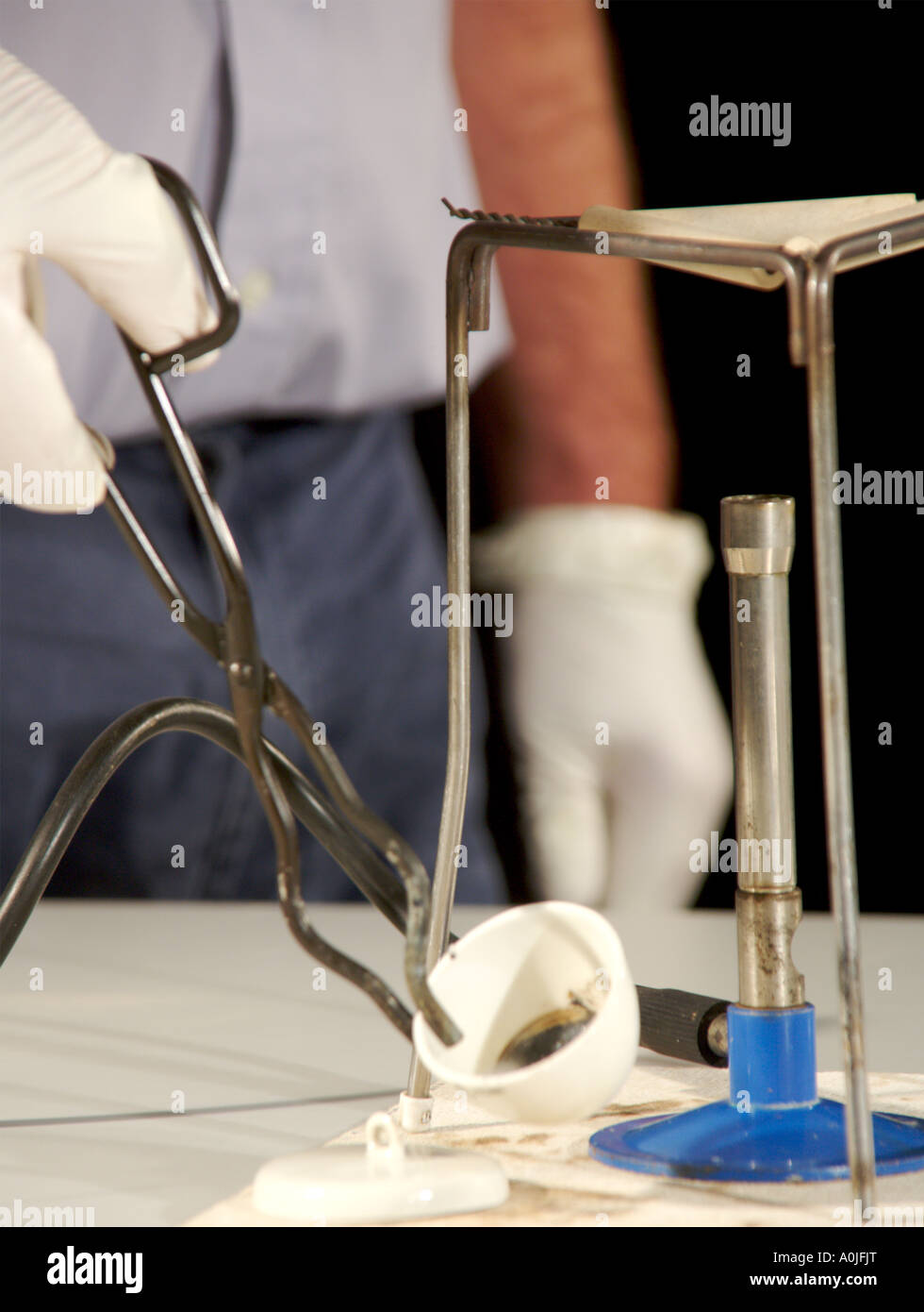 science laboratory equipment Stock Photo - Alamy