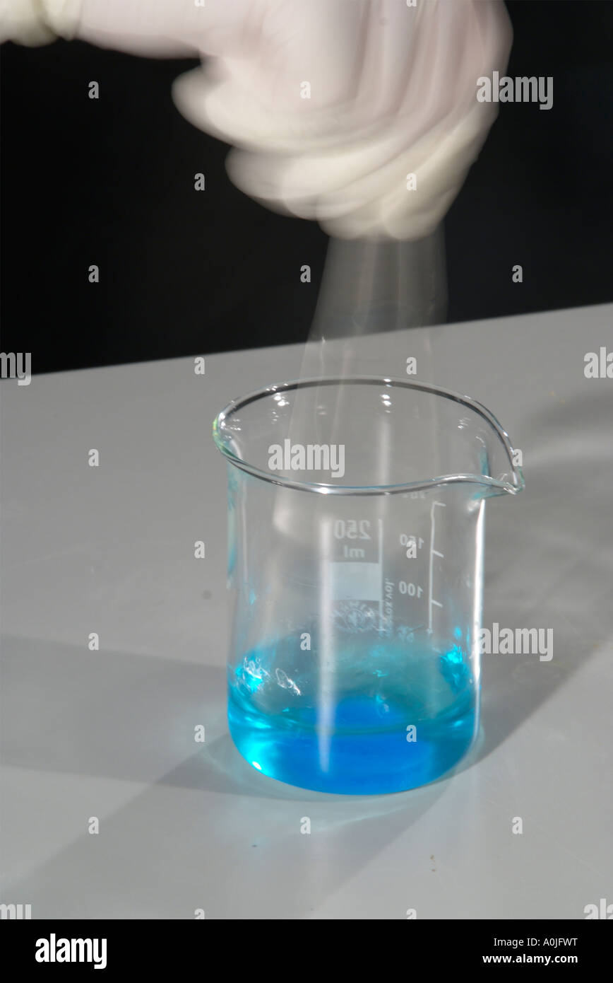 science laboratory equipment Stock Photo - Alamy